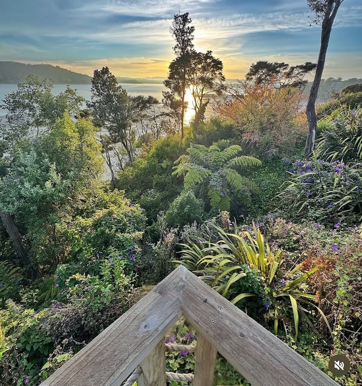 Bay Vista Raglan. Best View In Town. Dog Friendly! - Raglan