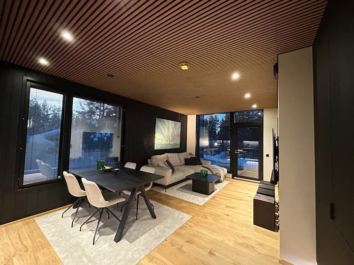 Hide In Levi - Sirkka