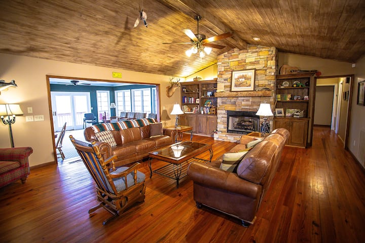 Rushing Waters Retreat - Alabama