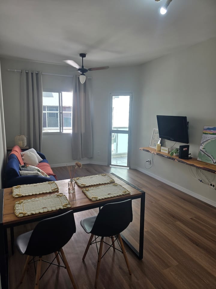 Apartamento Espaçoso E Bem Aconchegante - 維多利亞