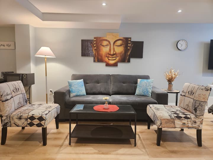Home Away From Home (Private Basement) - Milton