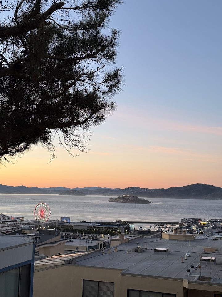 Sunny 2b/1b With Great Bay Views!!! - San Francisco, CA