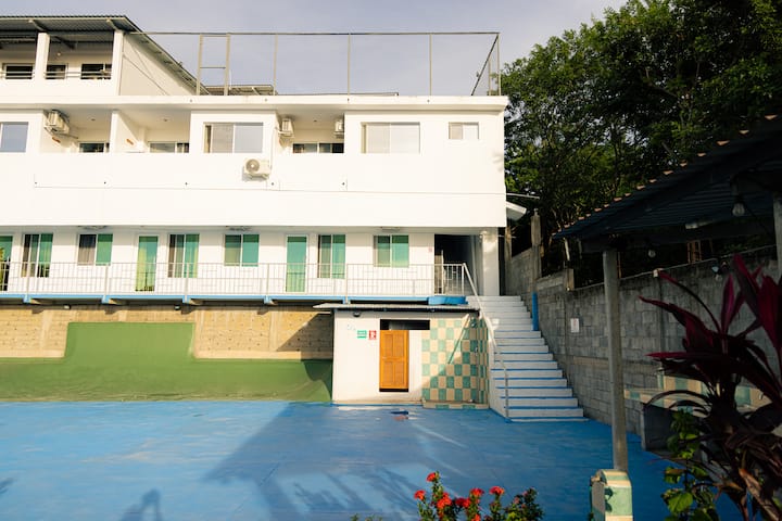 Devon's Cute & Cool Town Apartment - San Juan del Sur