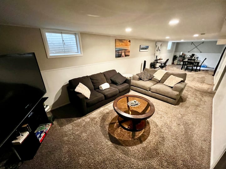 Spacious Private Guest Suite With Full Amenities - Denver, CO