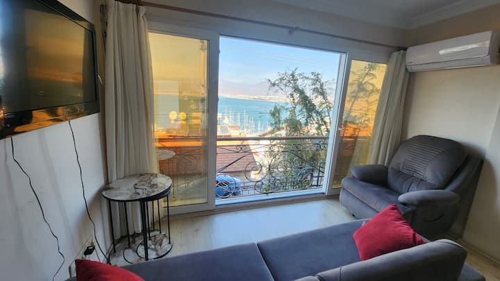 Deniz Manzaralı Merkeze Yakın Daire - Fethiye