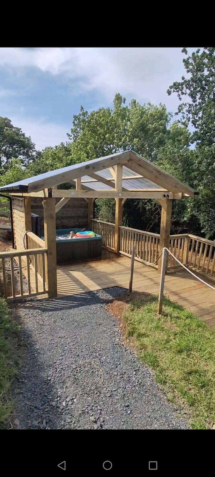 Treehouse Family Yurt With Hot Tub - Ballymoney