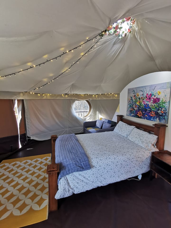 Treehouse Yurt With Hot Tub - Ballycastle