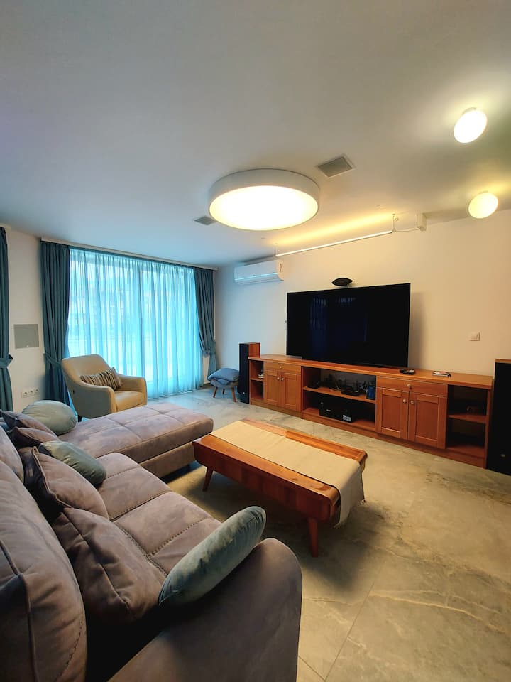 4-bedrooms Luxury Apartment Very Close To Ski Lift - バンスコ