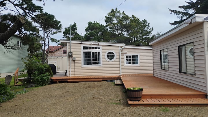 Tierra Surf (Dog Friendly) & 2 Min Walk To Beach - Cloverdale, OR