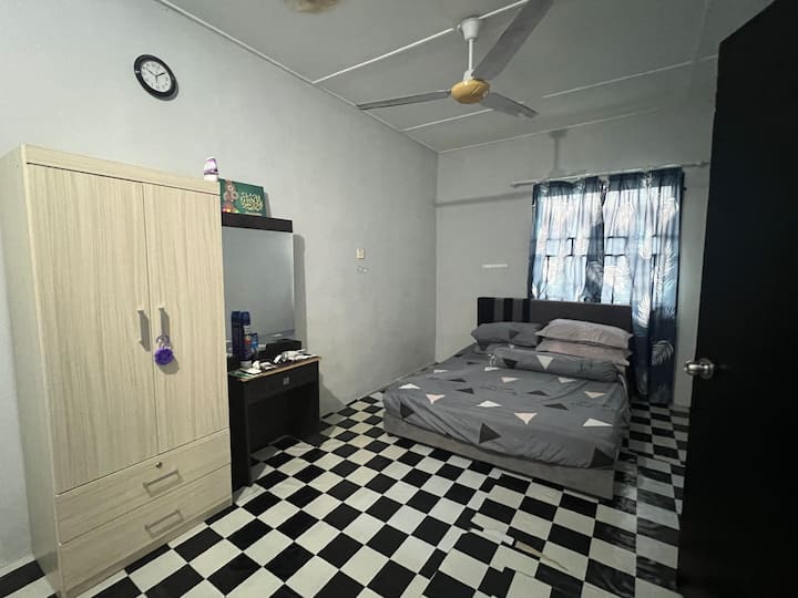 Townvilla Sibujaya
Unit 7 - Sibu