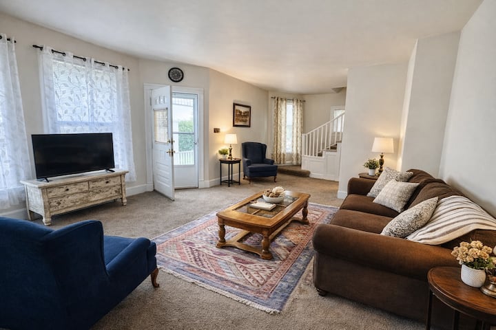 Near Downtown & Hospitals. Great For Long Stay! - スーフォールズ, SD