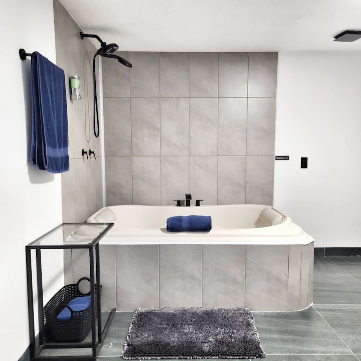Spacious Family Home! Jacuzzi, Game Tables. - Rosarito
