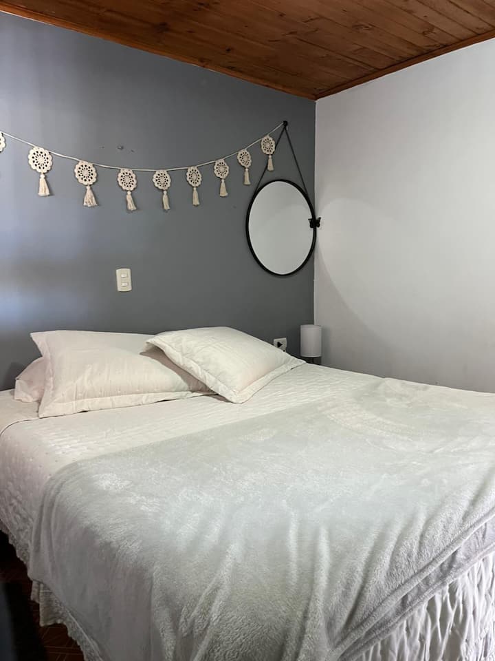 Hermosa Cabaña  En Pichilemu - Pichilemu