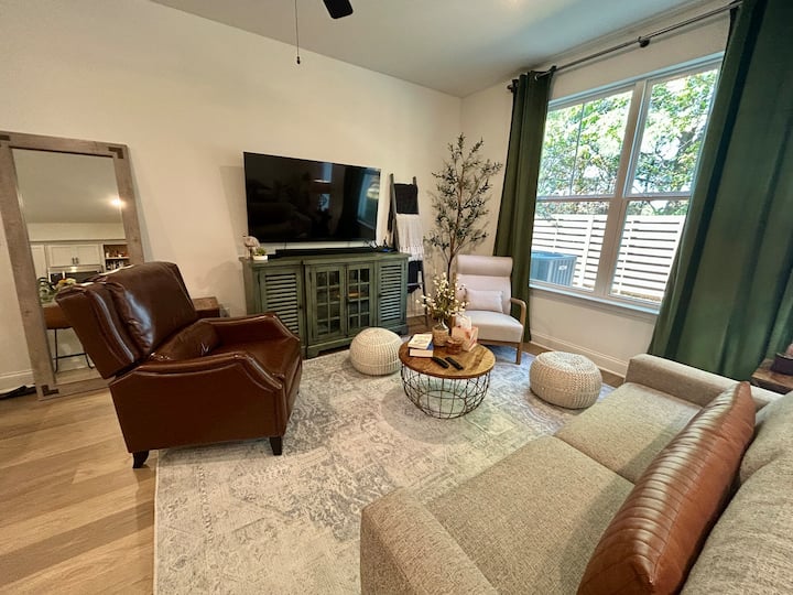 Welcome Home To Peace And Convenience In Ooltewah! - Harrison, TN