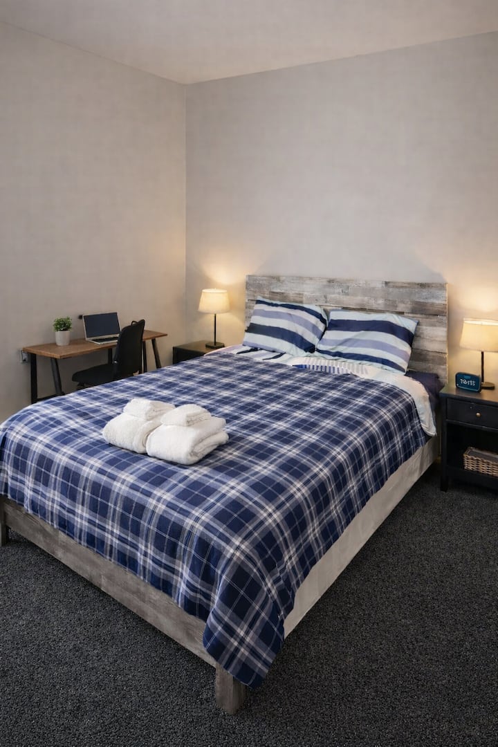 Steps To Subway/shops/quiet/clean - Brooklyn, NY