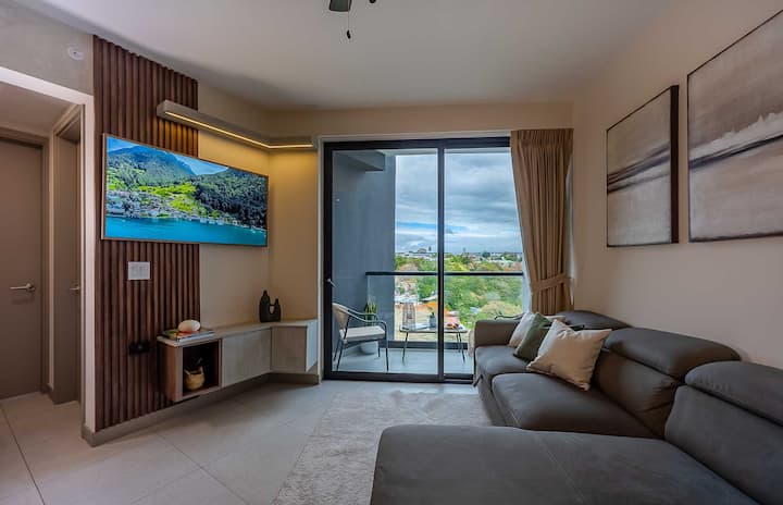 12th Floor | Urban Nature Luxury Sabana |Gym, Pool - San José
