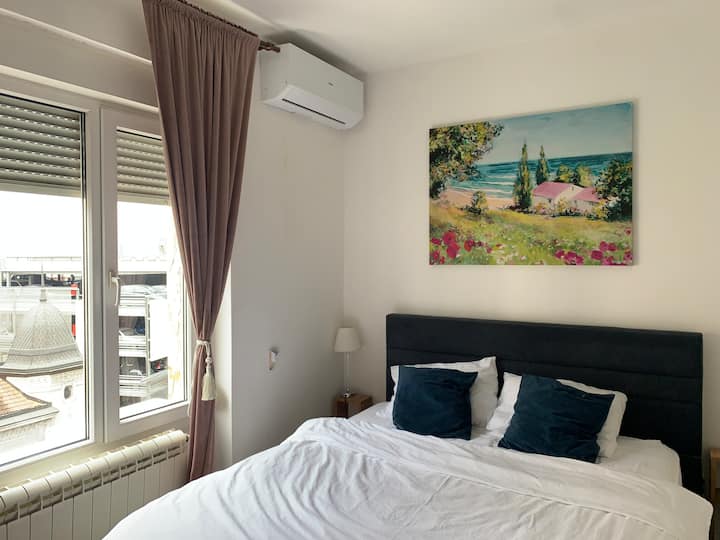Crown Apartment In City Centre - Belgrad