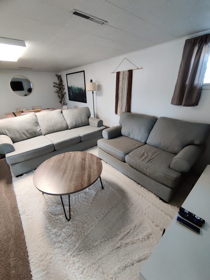 Cozy Basement Apartment Near The Mountains - Hyrum State Park, Hyrum