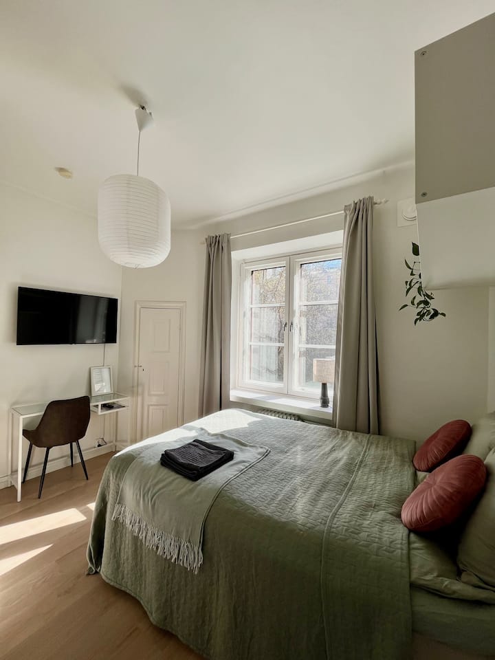 Charming Getaway In Bustling Kallio - Helsinki