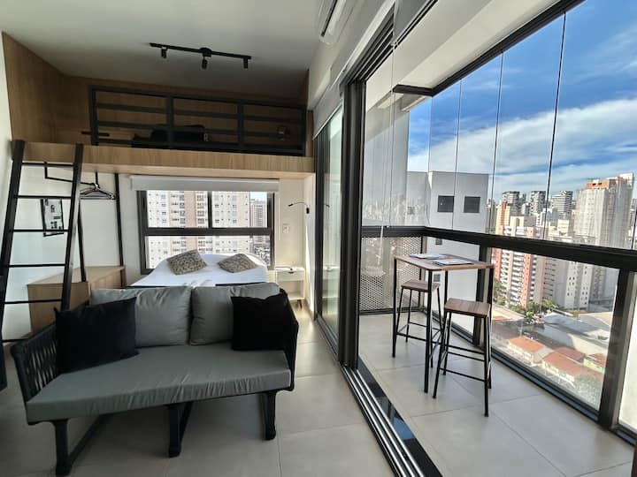 Studio Decorado Com Mezanino Na Vila Olímpia - Sao Paulo