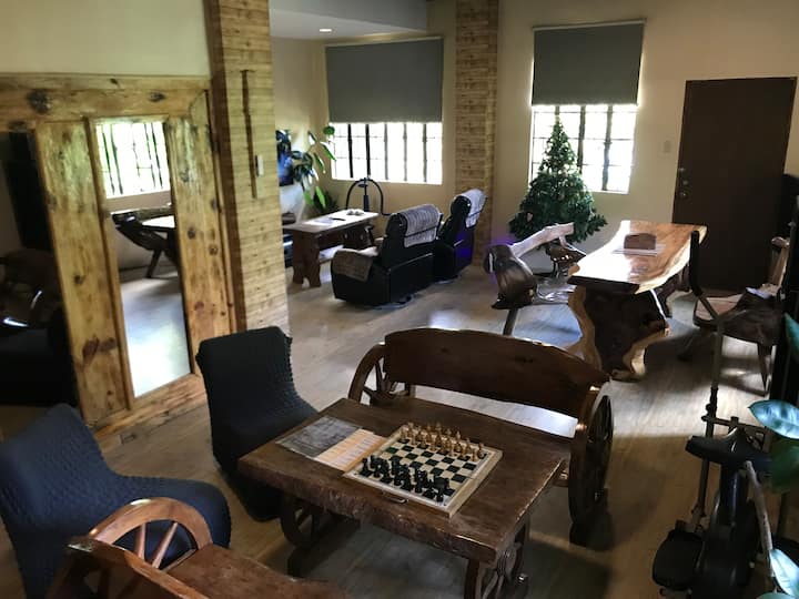 Tres Antonio’s 
Home - Baguio