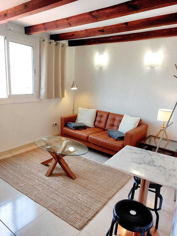 Bright Attic With Perfect Location - Barcelona