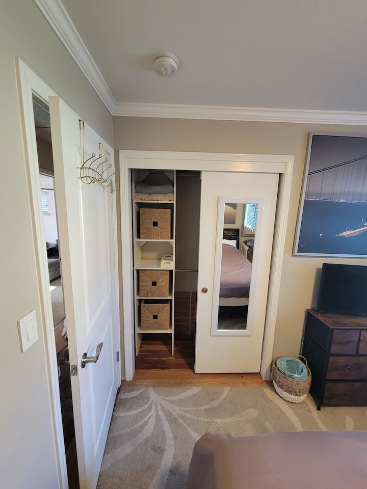Private Room In Palo Alto - Palo Alto, CA
