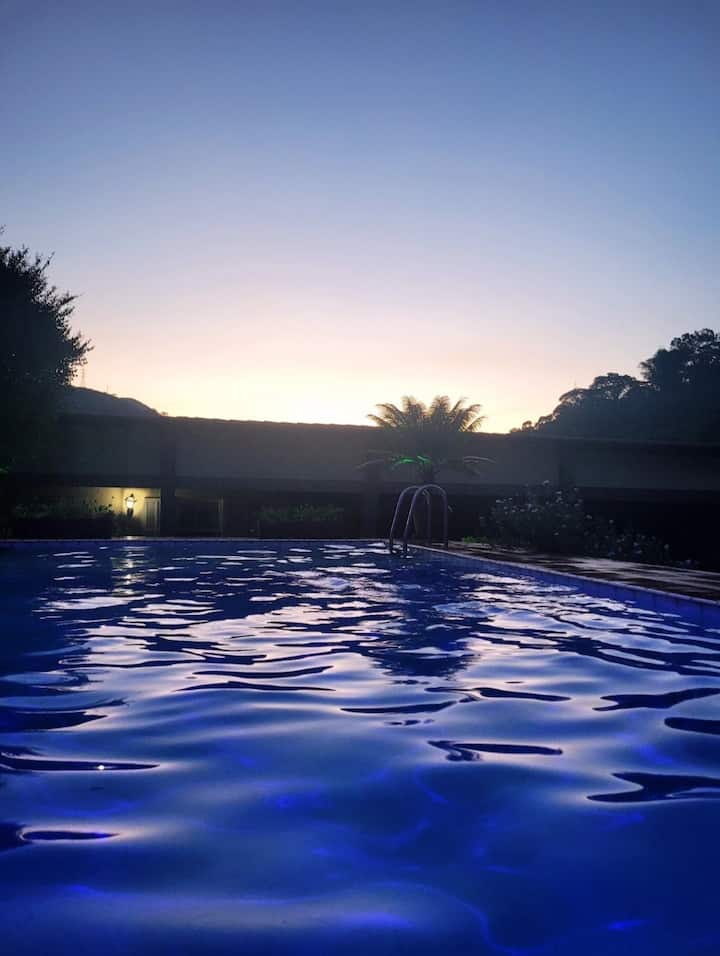 Greenplace
Tranquilidade E 5 Minutos De Itaipava! - Petrópolis