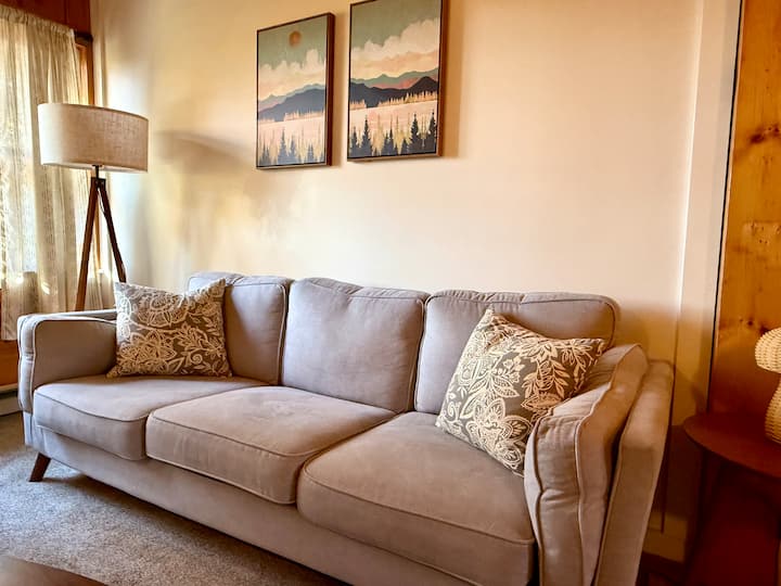 Main Street Minutes Away - Lake Placid, NY