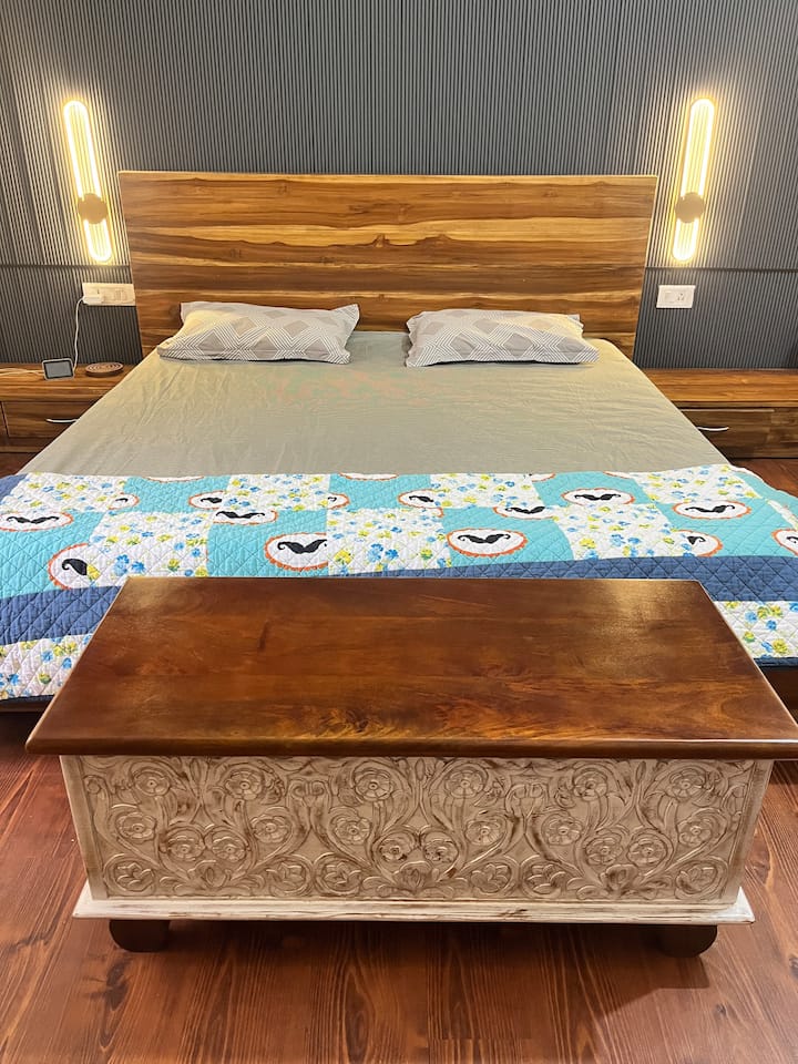 Stayin Homestay Private Floor - 데라둔