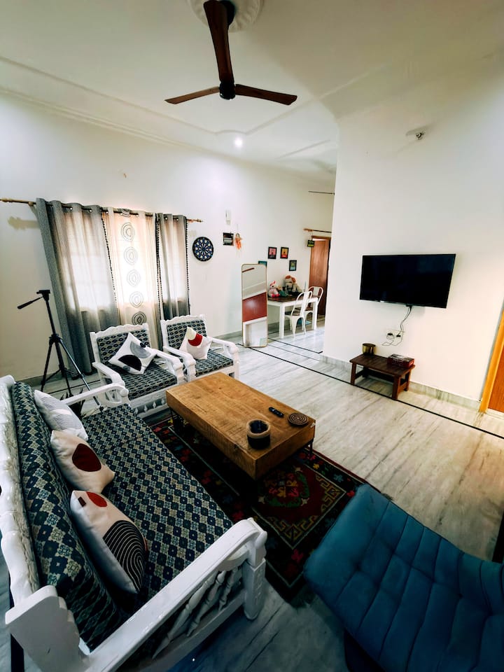 Stayin Homestay - Dehradun