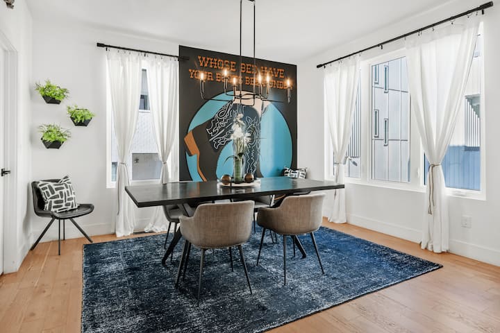 Group Stay  2 Nashville Homes  Sleeps 15 - Nashville