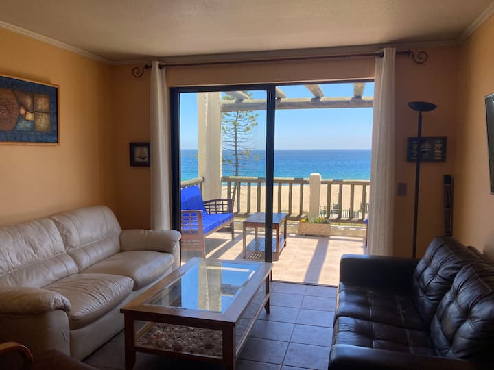 Frente Al Mar Y Piscina Depto. 4 Dormitorios 3 Bañ - Papudo