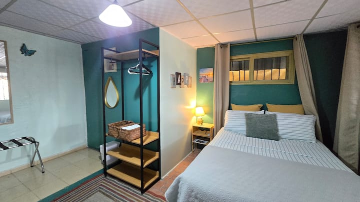 Boho Studio - Terraza Privada 
9 Km Aeropuerto - Panama City