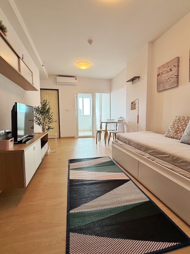 10 Mins Walk To Town Family Apartment - Phuket