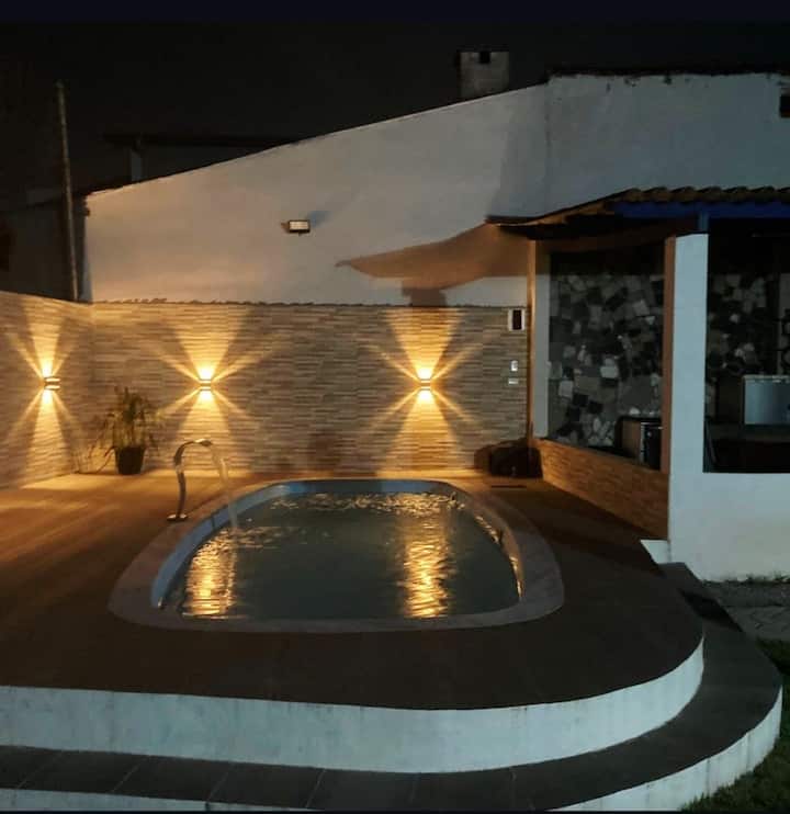 Ampla Casa De Praia C/ 4 Suítes, 10 Min Da Cocanha - Caraguatatuba