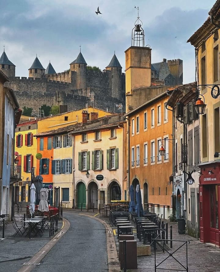 Rive Gauche De L'aude
À Deux Pas De Tout
(Parking) - Carcassonne