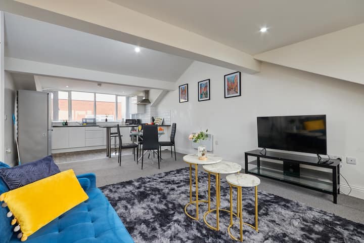 𝐁𝐮𝐬𝐢𝐧𝐞𝐬𝐬 & 𝐅𝐚𝐦𝐢𝐥𝐲 𝐒𝐭𝐚𝐲𝐬 - Sleeps 3 W Parking! - West Yorkshire