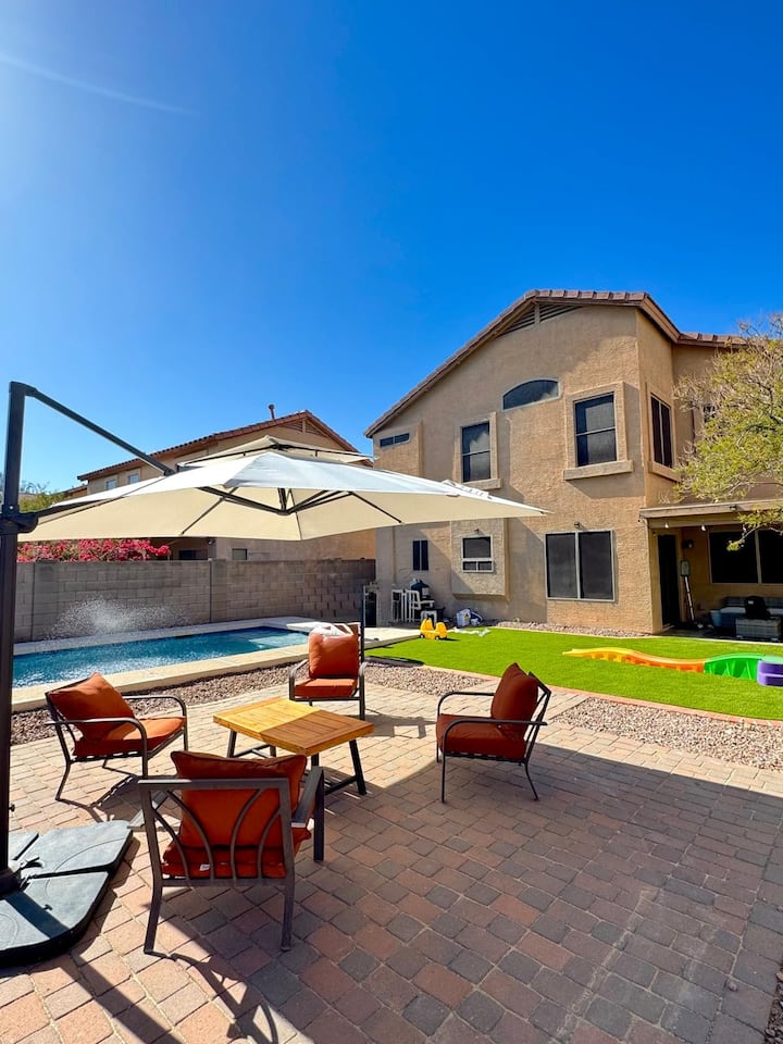 Phoenix Home | Private Pool & Backyard Oasis! - Phoenix, AZ