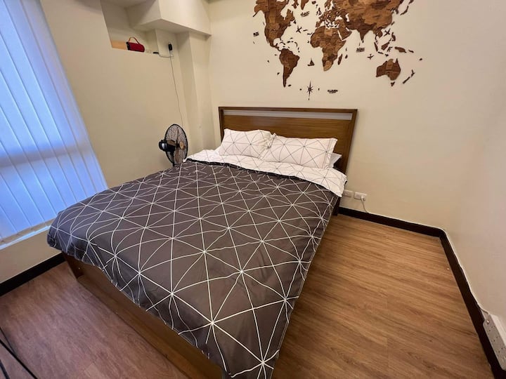 2br At Lumiere Residence With Free Parking! - Pasig