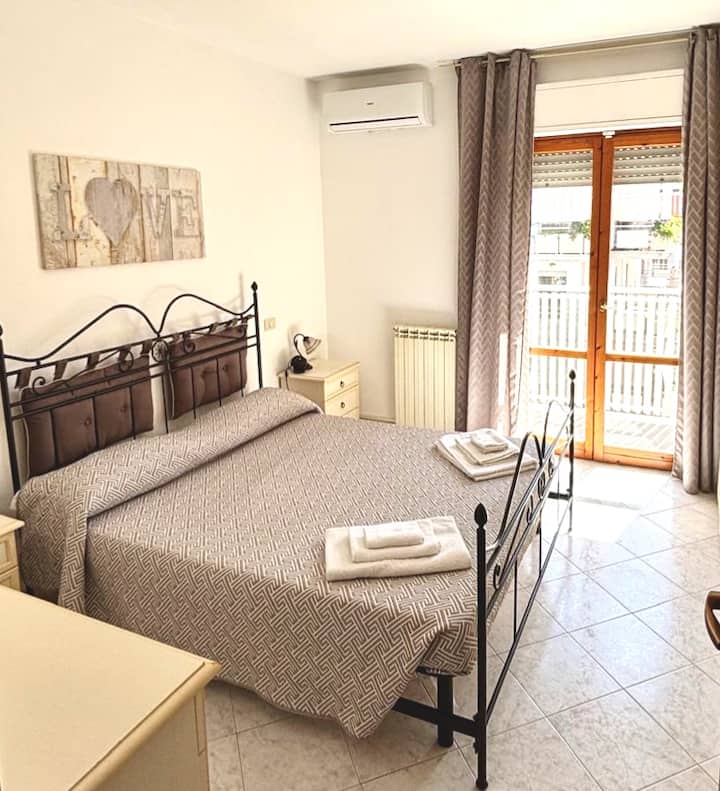 Marine Kiss - House With Free Parking - Santa Marinella
