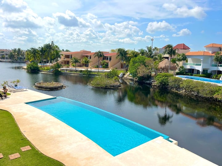 Lagoon Front Puerto Aventuras Complex - Puerto Aventuras