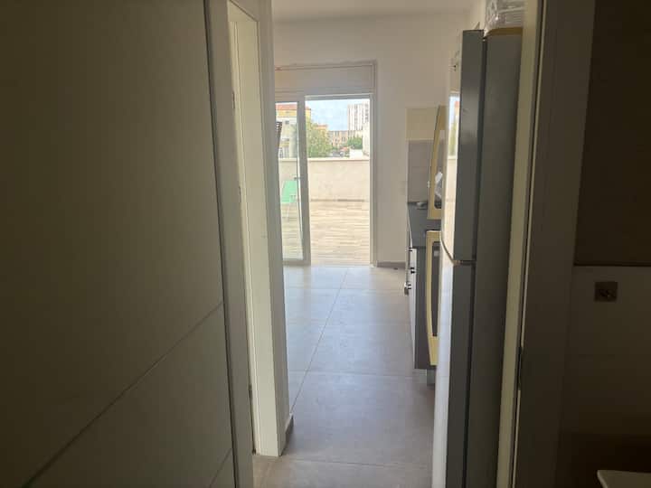 דירת גג שקטה בשפירא עם גג ענק - Tel Aviv