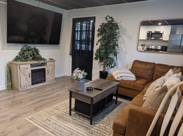 *New* Listing - Basement Bliss - Kennesaw, GA