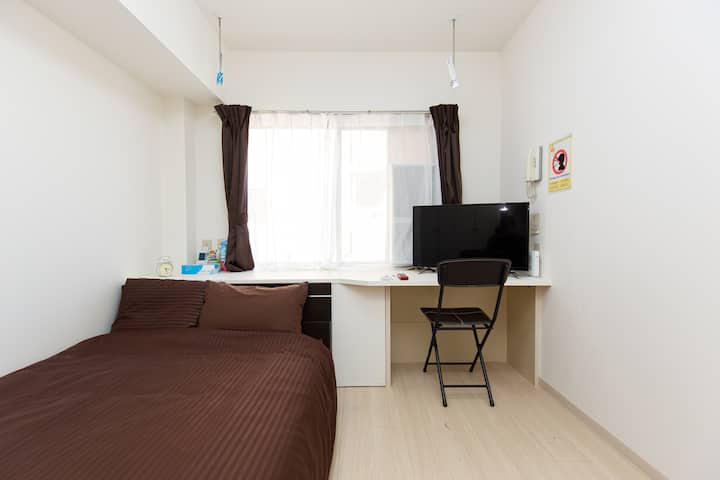 北初富駅すぐ！成田空港へ直通｜格安個室｜一人旅・出張・前泊に最適｜コスパ重視の1室 - Chiba