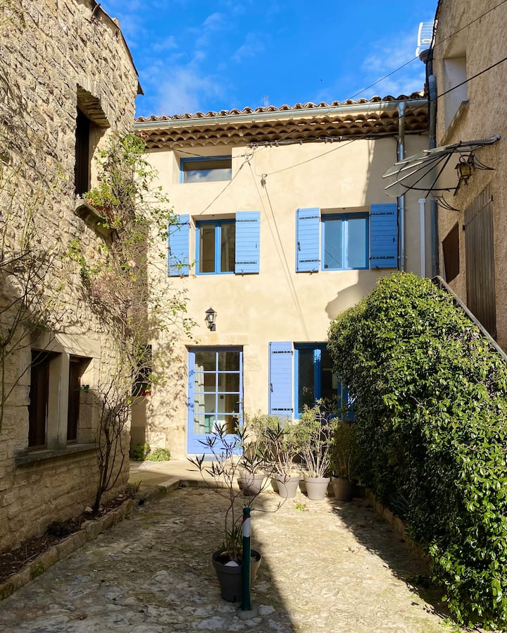 Charmante Maison De Village Au Coeur Du Luberon - Cucuron
