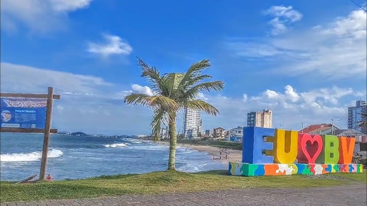 Casa Confortável No Centro Bv - Barra Velha