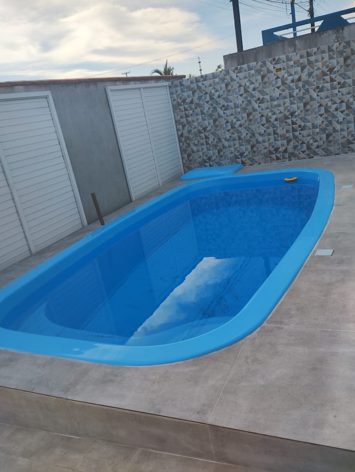 Casa C/piscina Na Quadra Do Mar Caravelas Matinhos - Matinhos