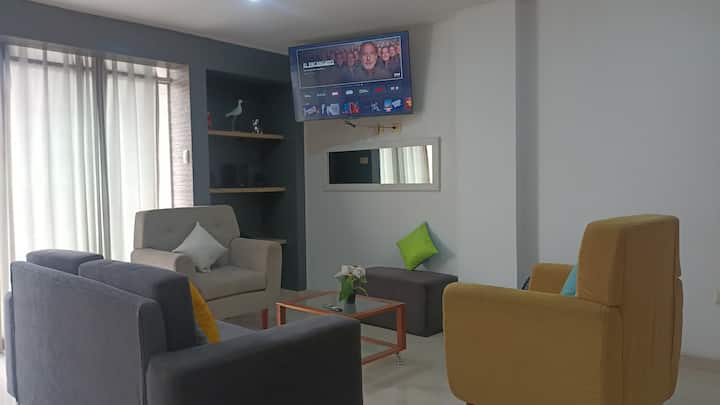 Estadía Palmira, Amplio Depa.  04 Hab. De 120m2 - Chiclayo