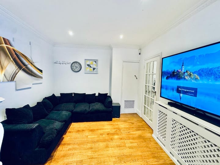 4 Bedroom | Quiet Cul-de-sac In Erith - Kent